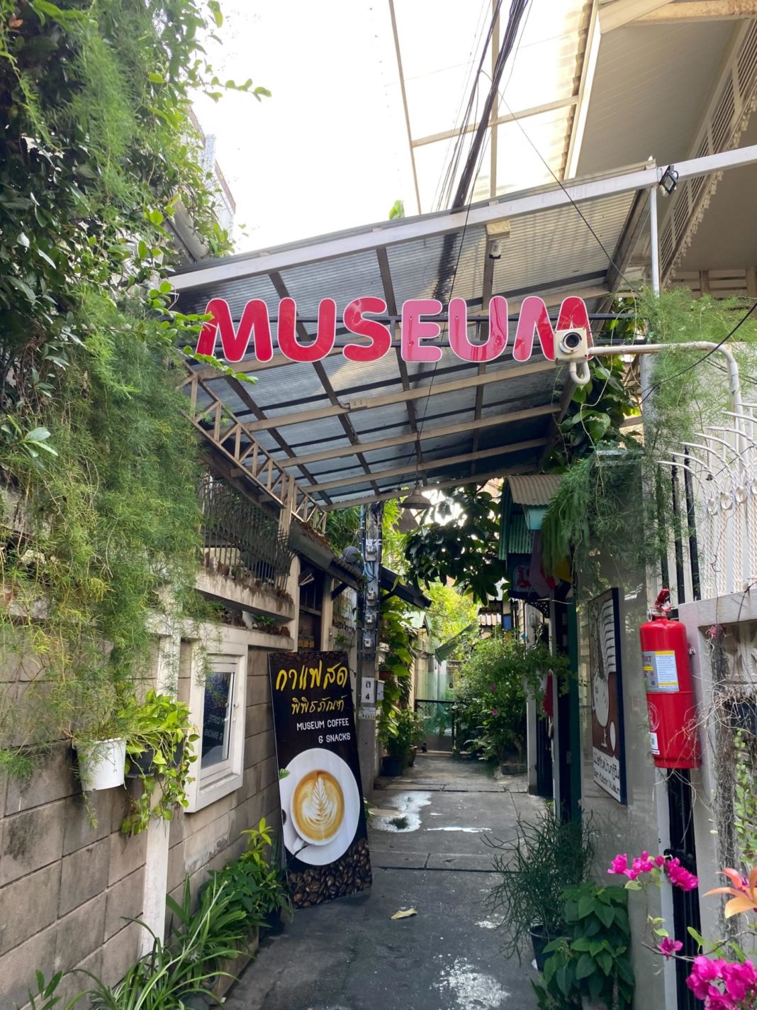 バンコク、トンブリーのポルトガル人街を散策！ バーン・クディチン博物館 [Baankudichin Museum] - sanay